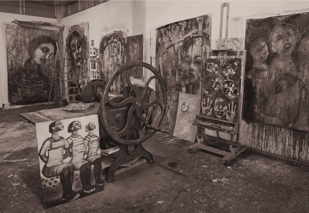 Biography • Corinna Button Contemporary Artist • London UK